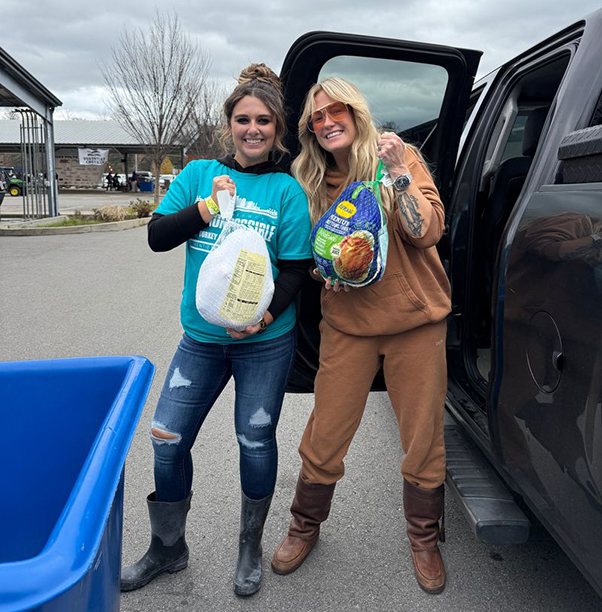 Preshias Meghan Patrick turkey fry photo - Nashville Music Line